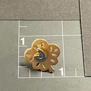 Avon | Jewelry | Vintage 97s Avon Partridge In A Pear Tree Pin | Poshmark